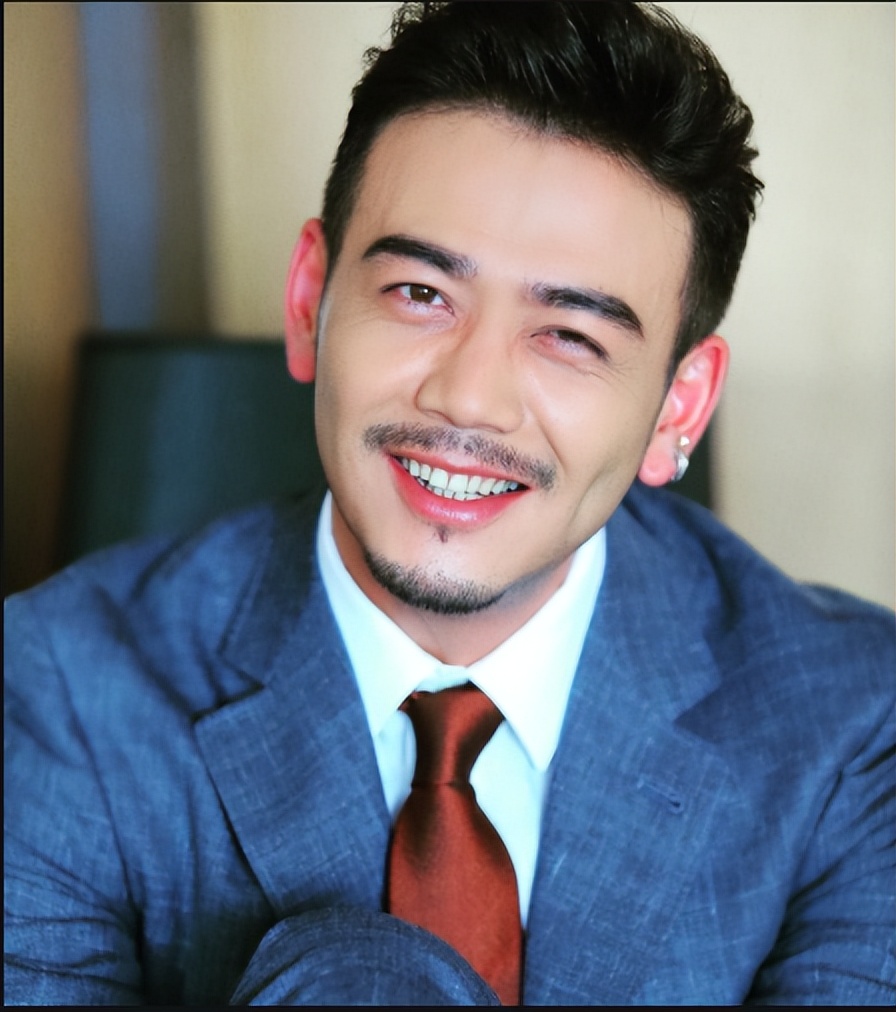 China's most "oily" actor Yang Shuo! The process of writing the article ...