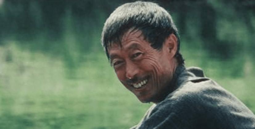 Golden Rooster actor Teng Rujun passed away at the age of 77 - a legend in the Chinese film ...