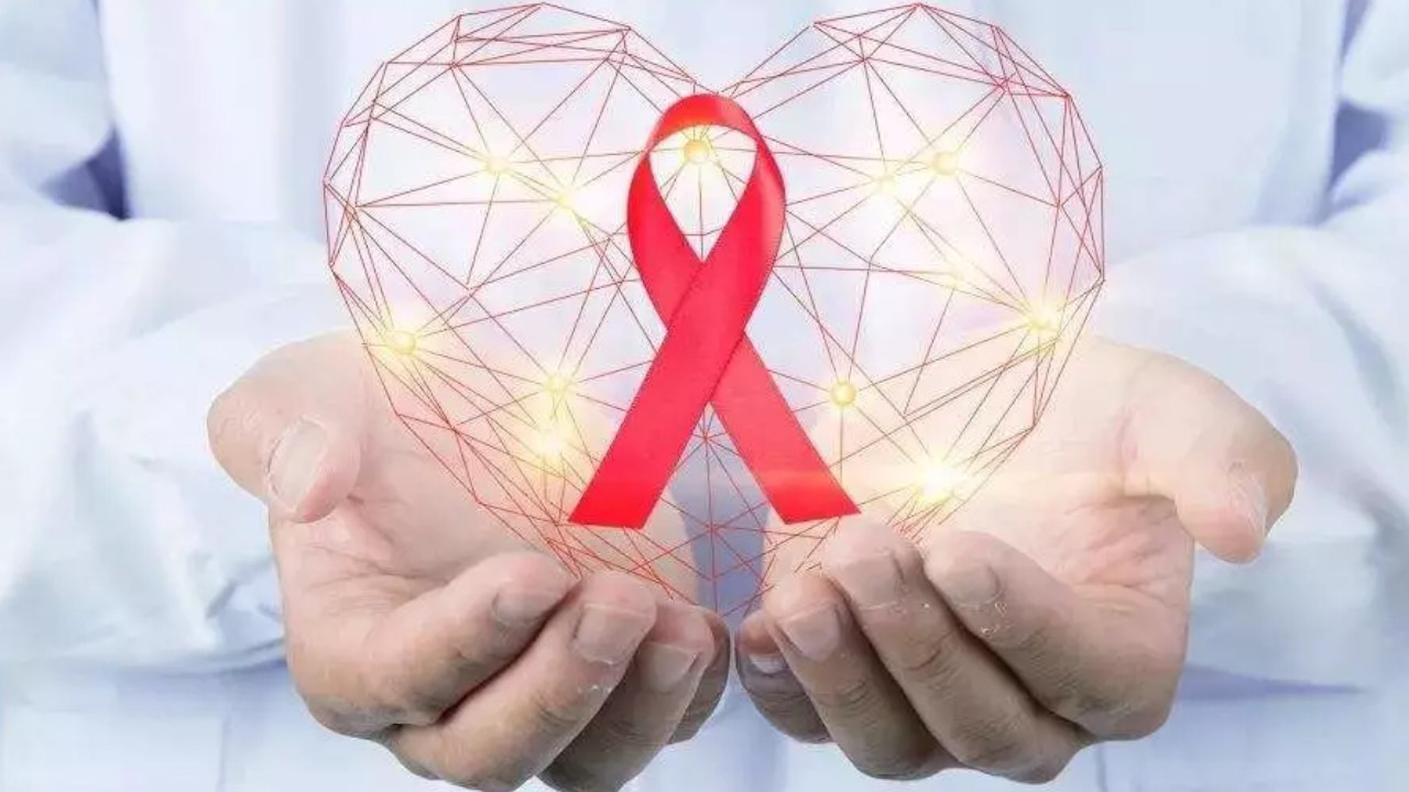 Don't mistake AIDS for a skin disease, there are 3 conditions on the ...