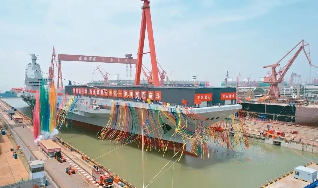 How does China and the United States compare in strength? China's ...