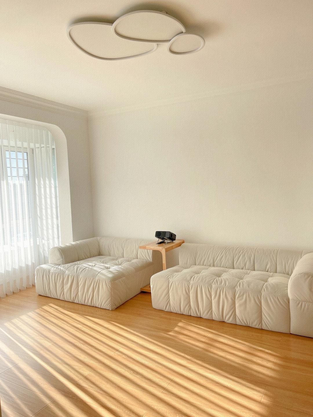 After seeing her 70-square-meter new home, I realized: a good ...