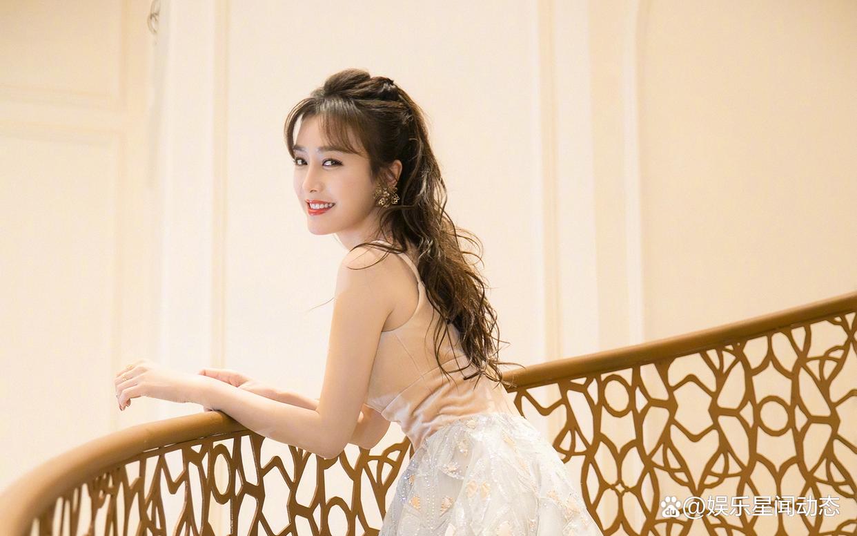 Wang Yang used lipstick to leave a number on Qin Lan's face, arousing controversy over whether ...