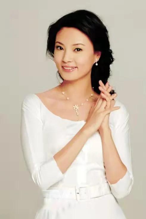 CCTV beauty Liu Fangfei, the boss is unmarried and sad - iNEWS
