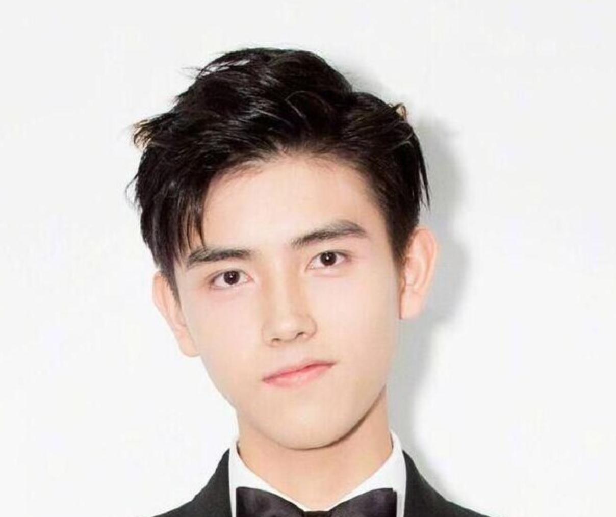 "Supreme Man" Chen Kaige: Give up Hong Huang, fail Ni Ping, turn around ...