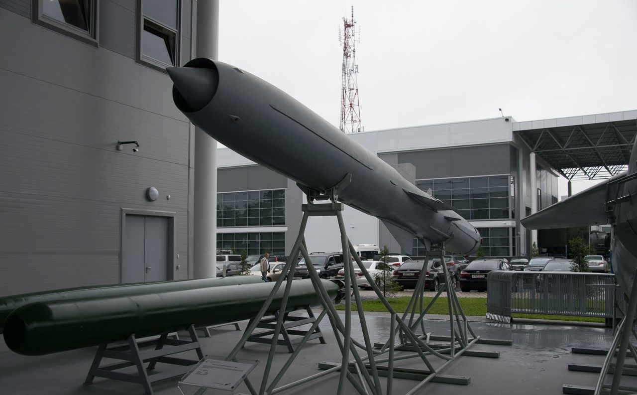 With 2.8 times the speed of sound missiles rushing to help, Russia is ...