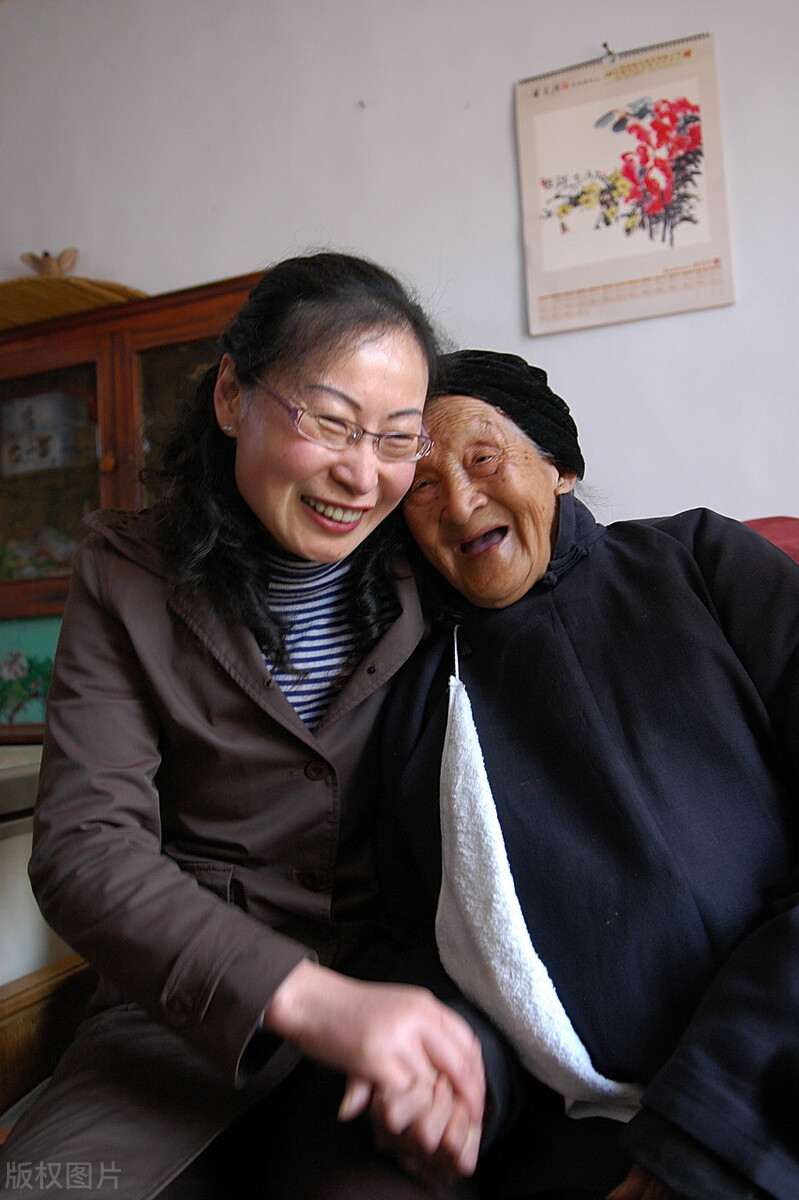 96-year-old man says: Being out of harmony is the magic weapon for old ...