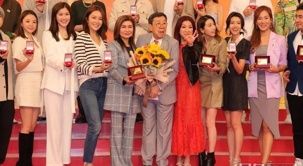 TVB Hua Dan Yao Ziling Peach Blossom Wang reveals that people inside ...