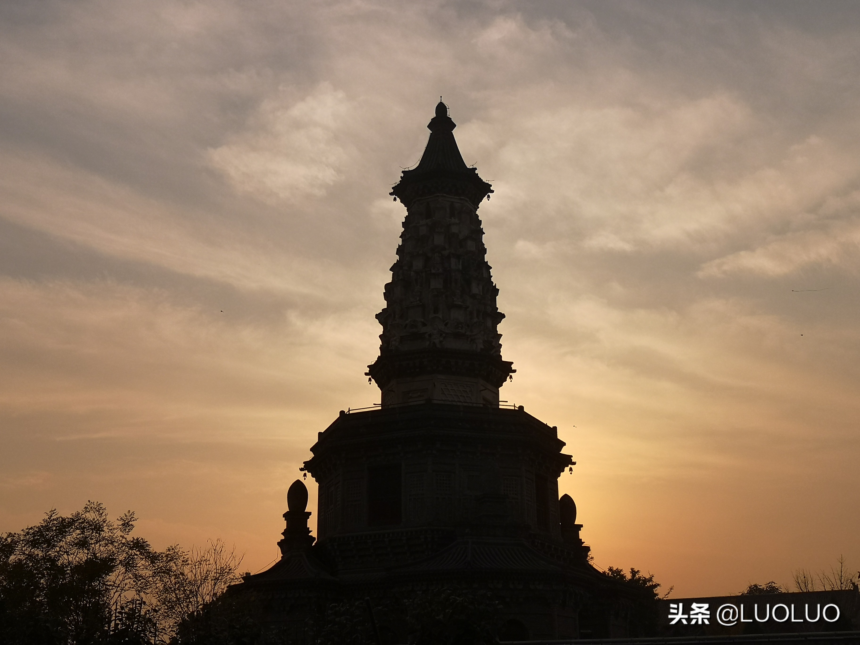 The Zhengding Four Pagodas, built in the Tang Dynasty, are simple ...