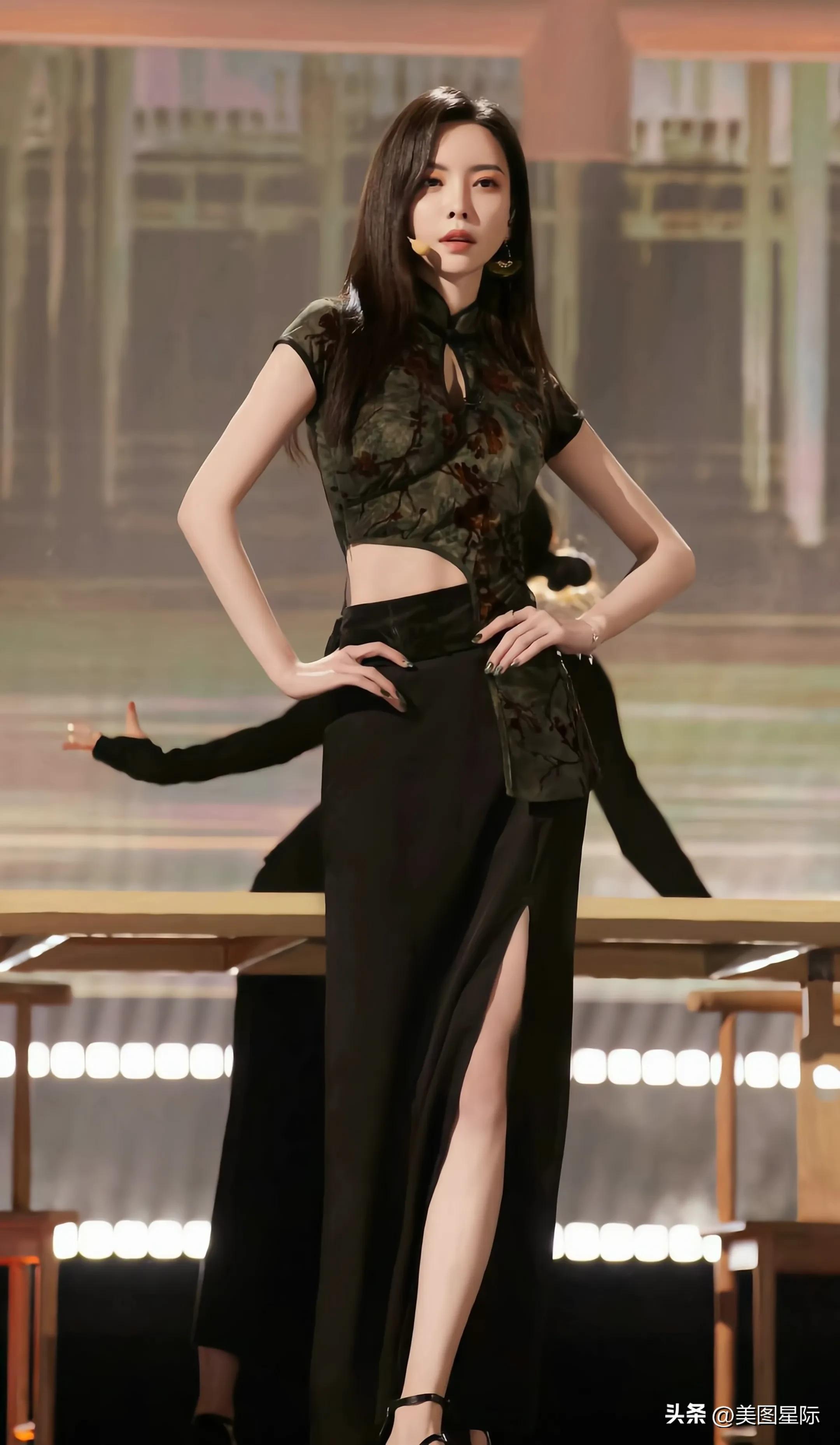 The protagonist of this issue—Yu Wenwen, the 62nd issue of the ...