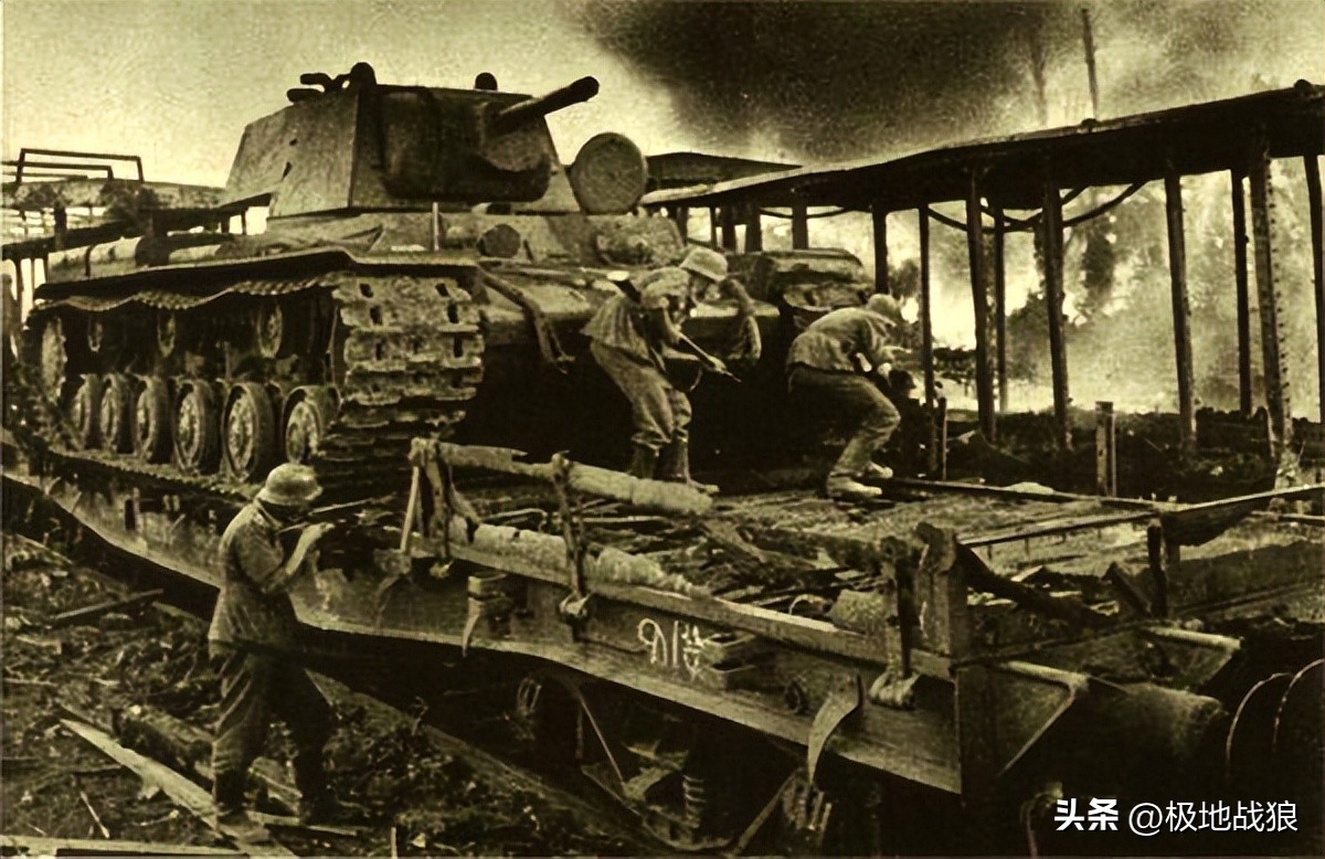 Old photos: WWII German military journalists, truly recording the ...