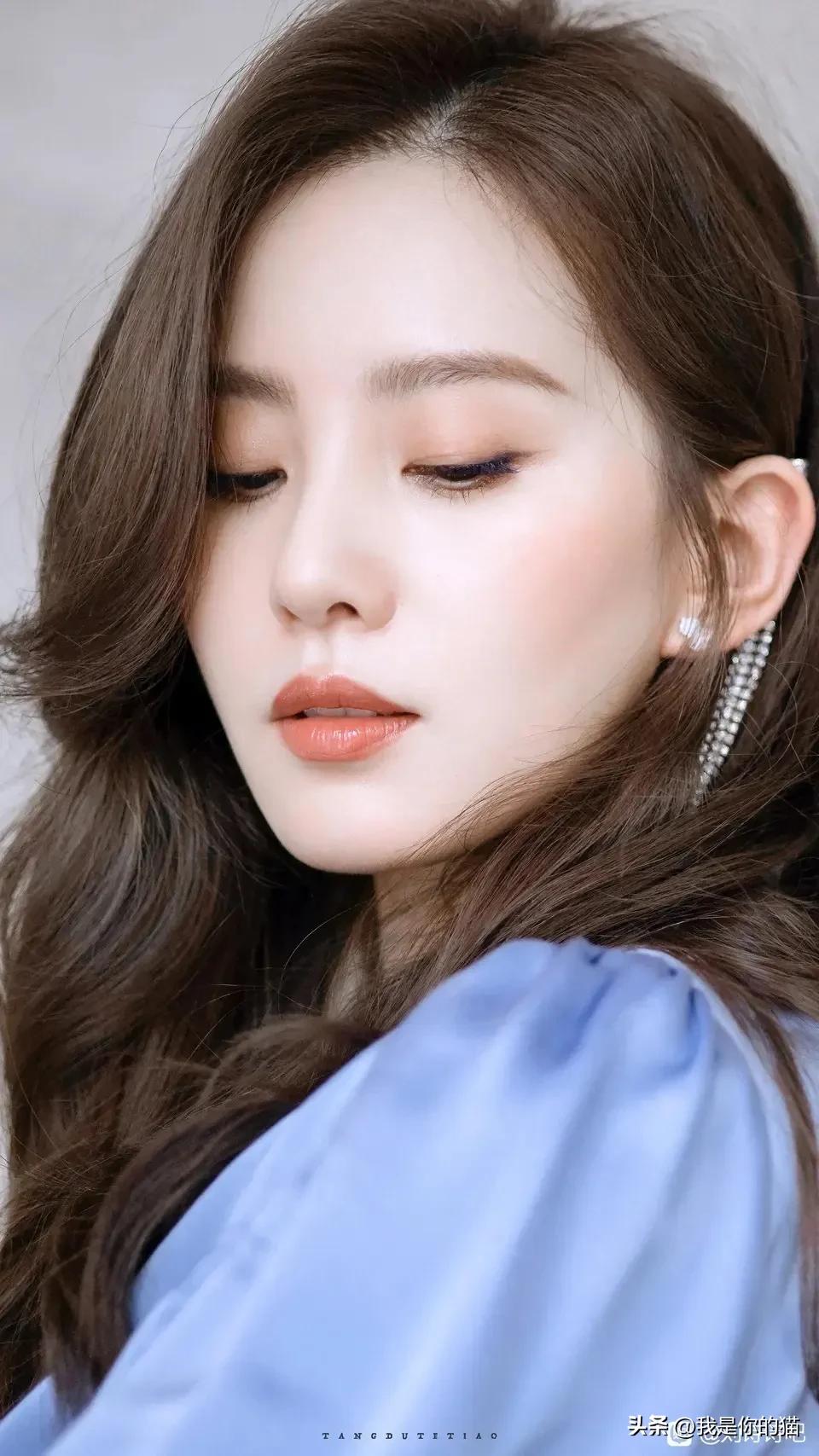 Classical Beauty - Liu Shishi - iNEWS