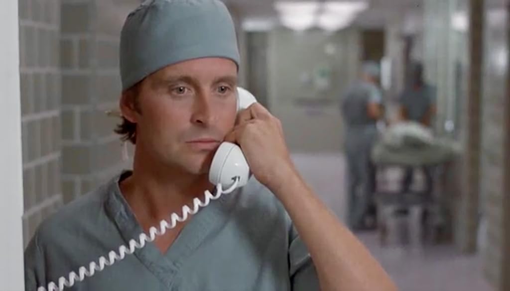 Watch female doctors save patients from fire and water! "Coma": saving ...