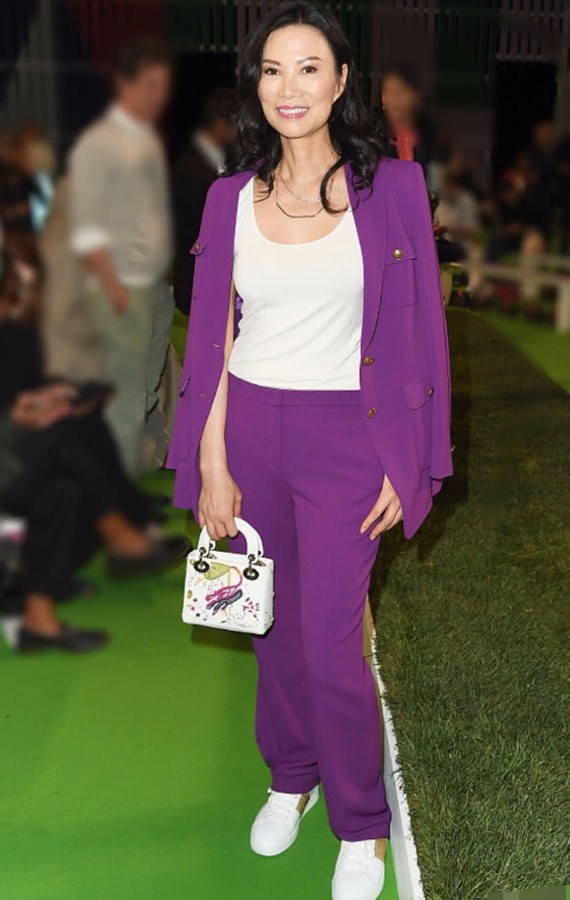 Wendi Deng's self-confidence is really hard to learn!The 53-year-old ...