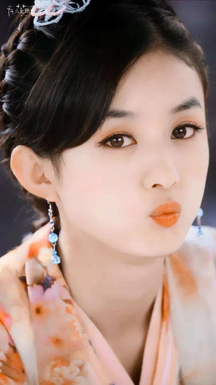 Bai Xueyang Chun Chuan Yaqu Princess Agai - iNEWS