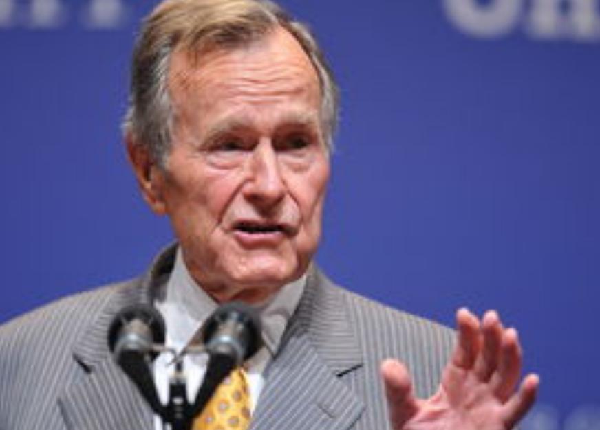 The last day of Bush Sr.'s life: Eat 3 eggs and leave 4 words for Bush ...