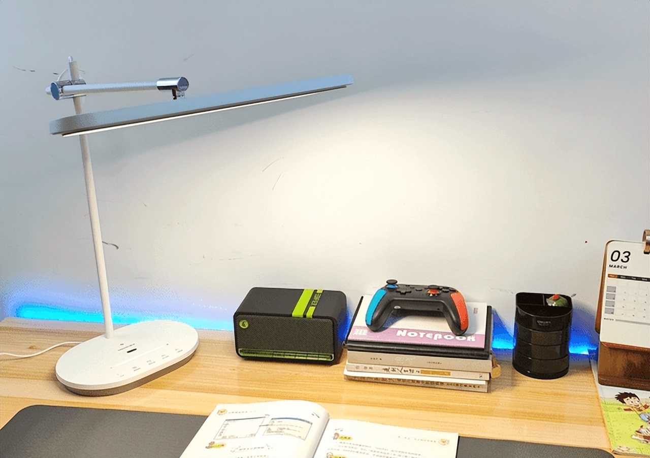 Is it better for children to use incandescent or LED lights? Popular ...