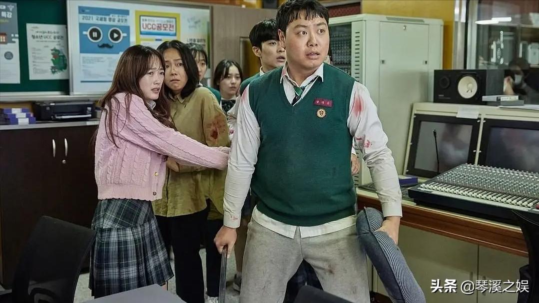 "Zombie Campus": Faced with the danger of life and death, who can ...