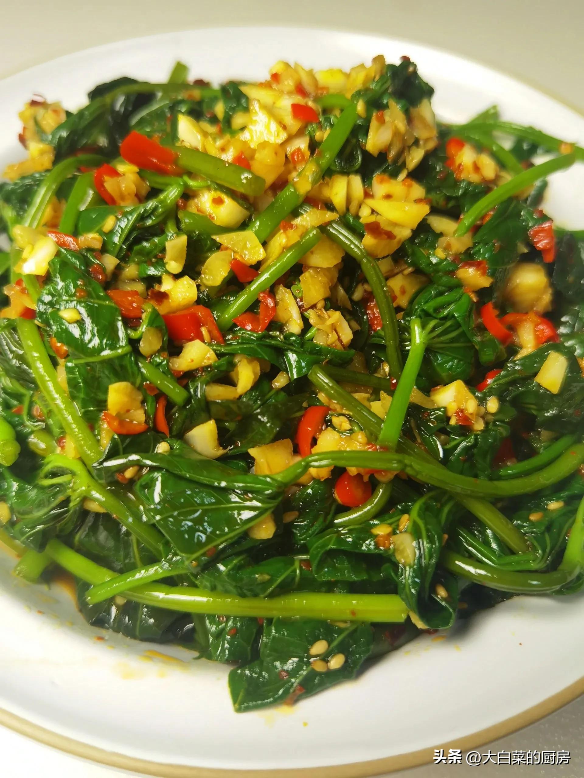 Cold sweet potato leaves are definitely a summer appetizer. It is ...