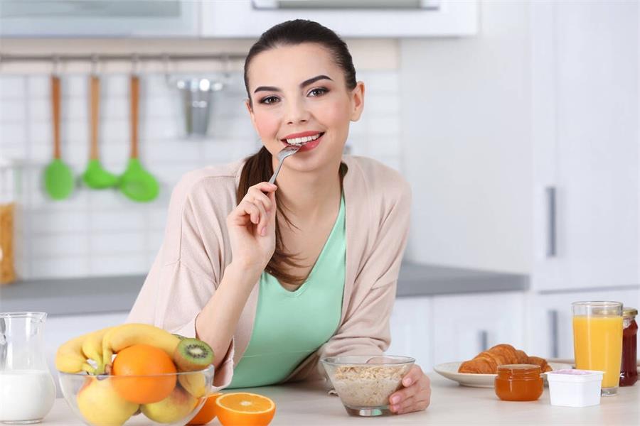 Female friends often eat acidic foods and may gain 3 benefits. If you ...