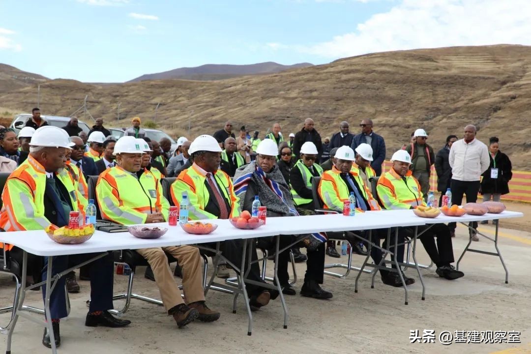 One dam benefits both countries! African dignitaries attended the ...