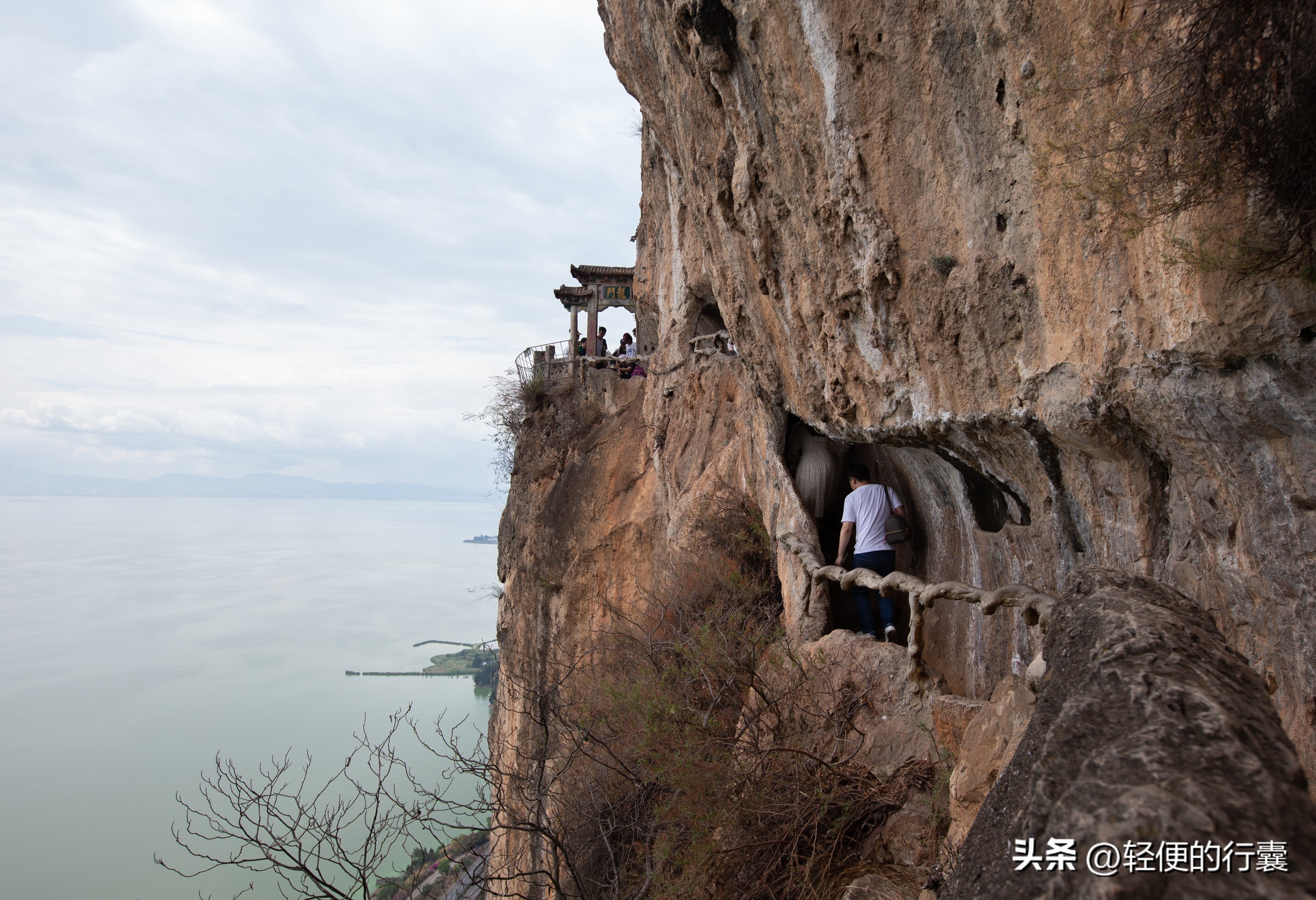 The real shot of the Longmen cliff plank road in Xishan, Kunming is ...