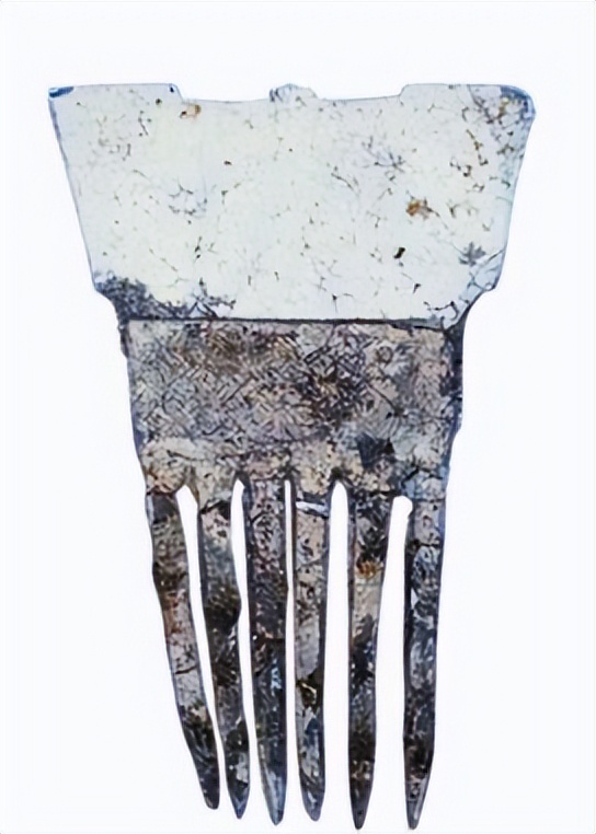 "Phoenix bun gold mud belt, dragon pattern jade palm comb": Analysis on ...