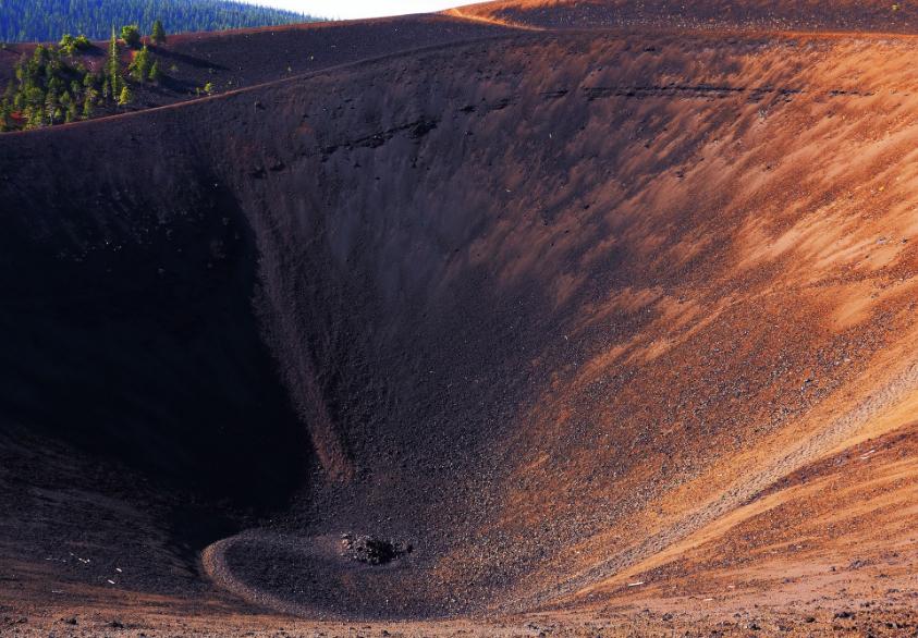 The most active volcanic park in the United States, at over 10,000 feet ...