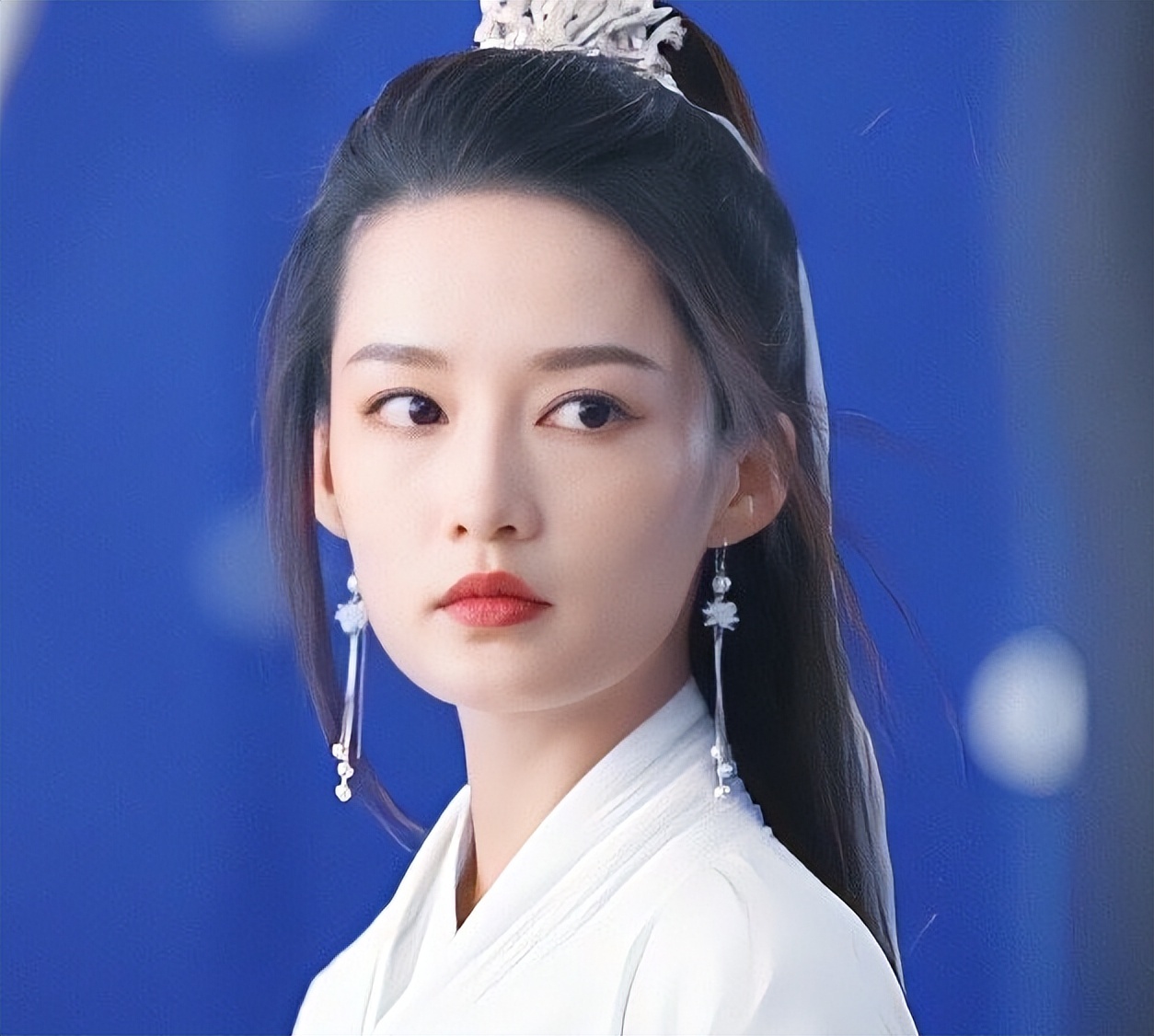 What a waste of money! The mobile game that once invited Li Qin to ...