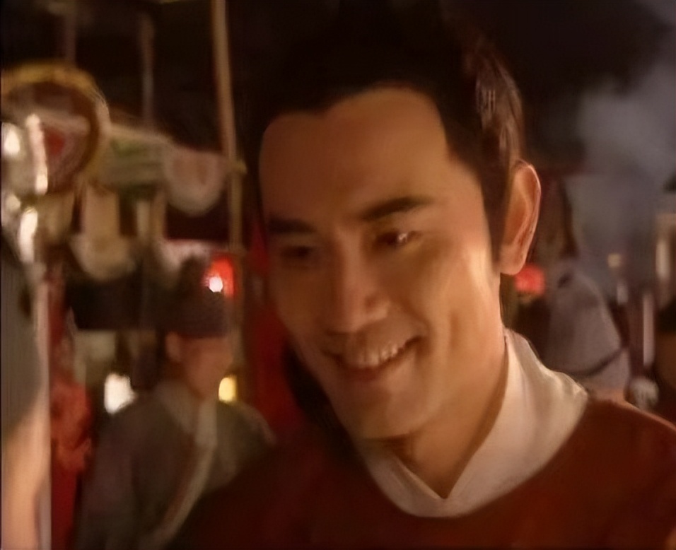 Chen Hong, Zhou Xun is interested in him, but he chooses to be single ...