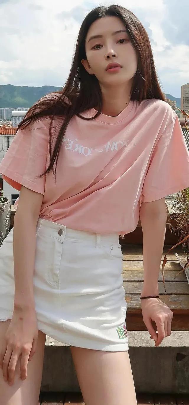 Star Wallpapers - Hu Dandan Issue 856 - iMedia