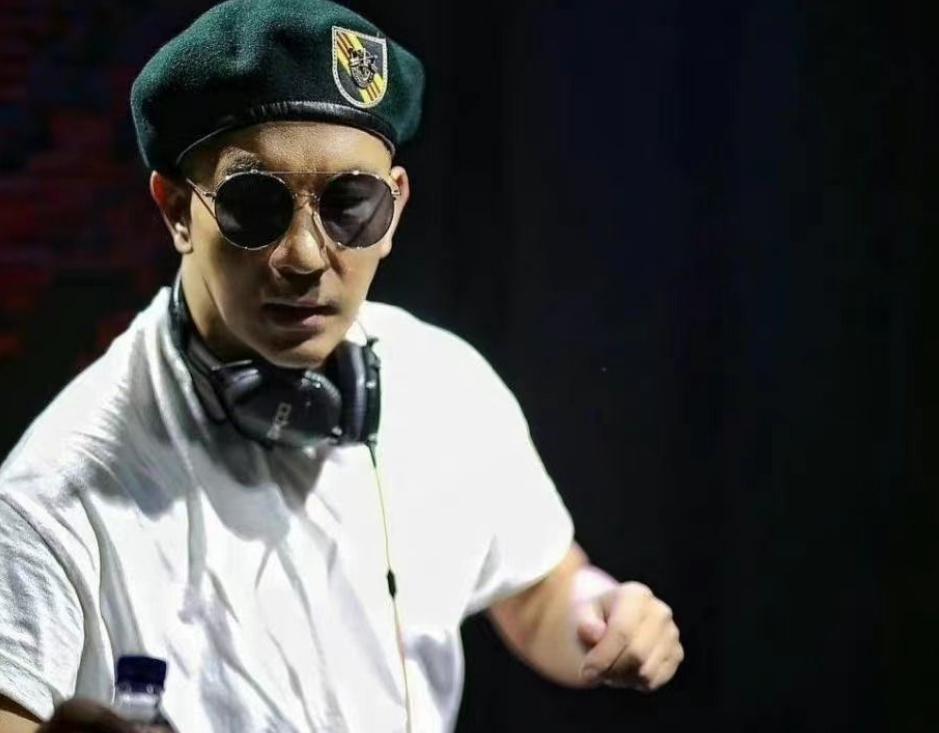 Gu Junye, what a miserable man - iNEWS