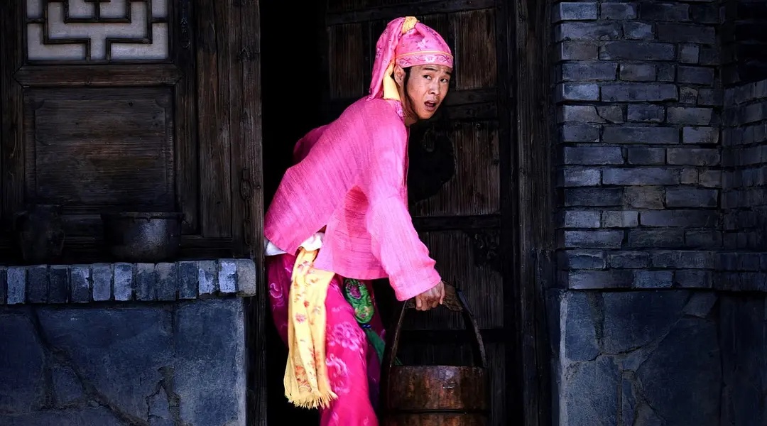 [Man Jianghong] Shen Teng alone took on the role of comedy in the whole ...