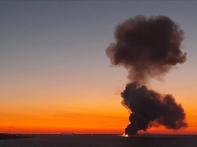 The Crimea Bridge exploded, the railway tracks caught fire, the bridge ...