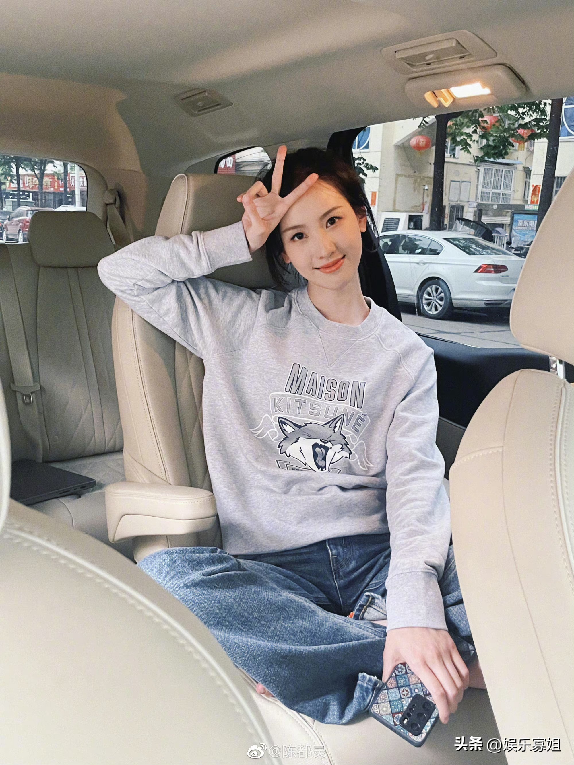 Chen Duling was anxious to see other people doing the questions, so he ...