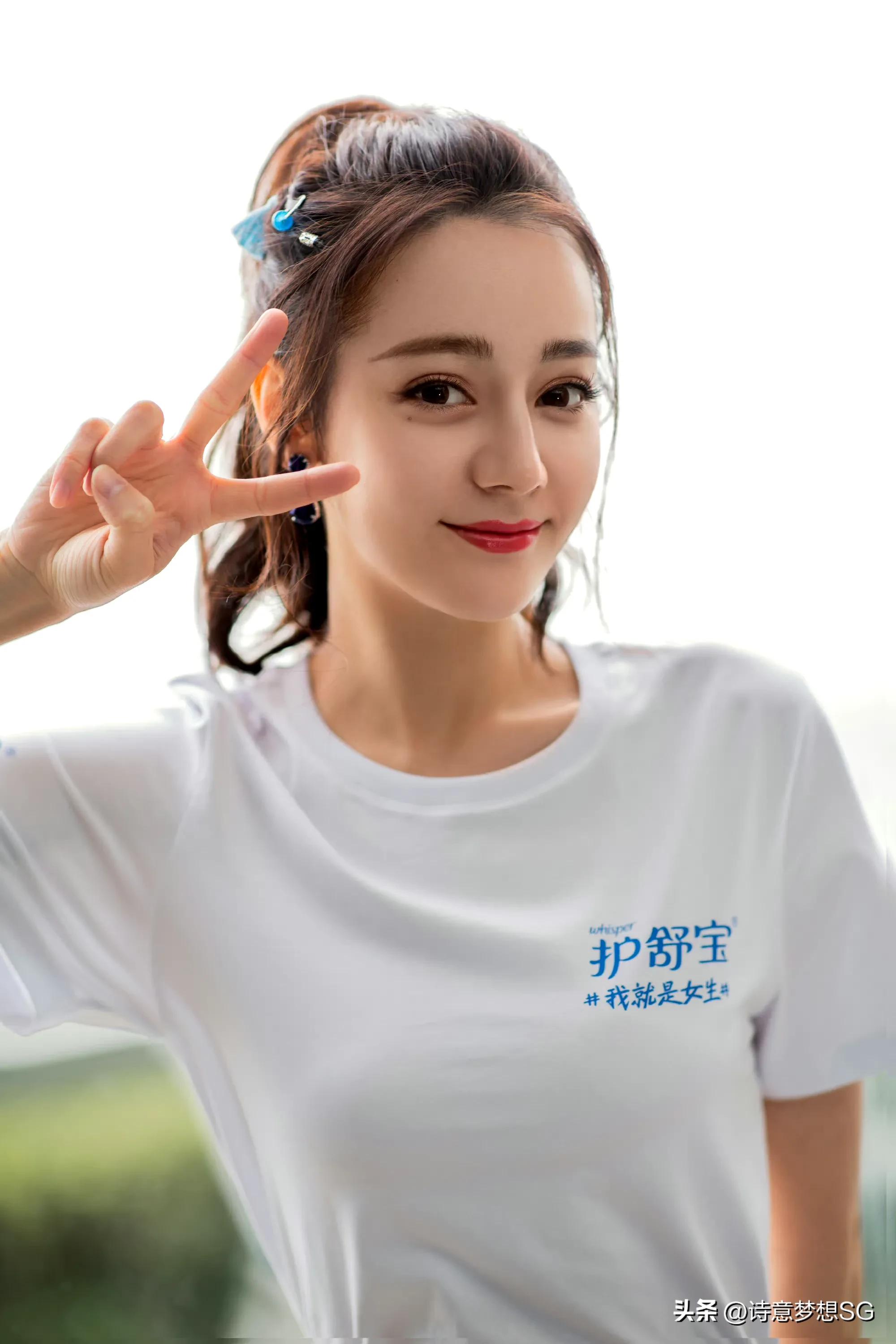 Beautiful picture sharing︳Reba is cute today, so youthful, so eye ...