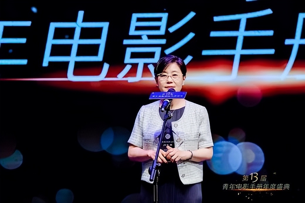 Director Li Shaohong sings a unique charm between art and business - iNEWS