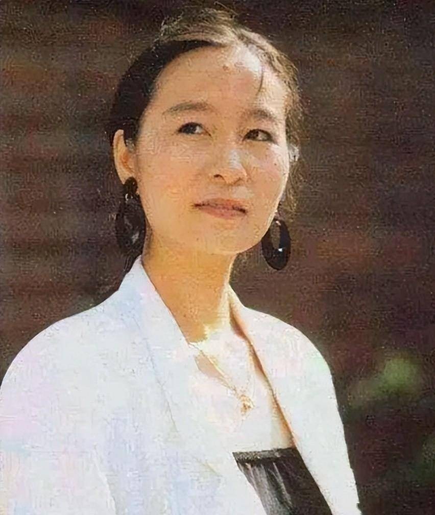 "National First-Class Actor" Xi Meijuan had "two faces" in front of ...