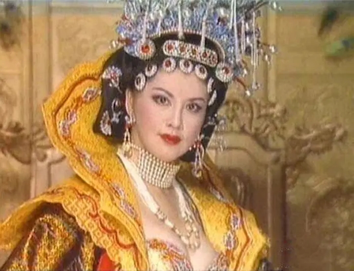 Self-proclaimed "the most beautiful woman in China": Gong Xuehua - iNEWS