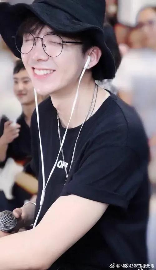 A review of Liu Yuning's acting experience, from an internet celebrity ...