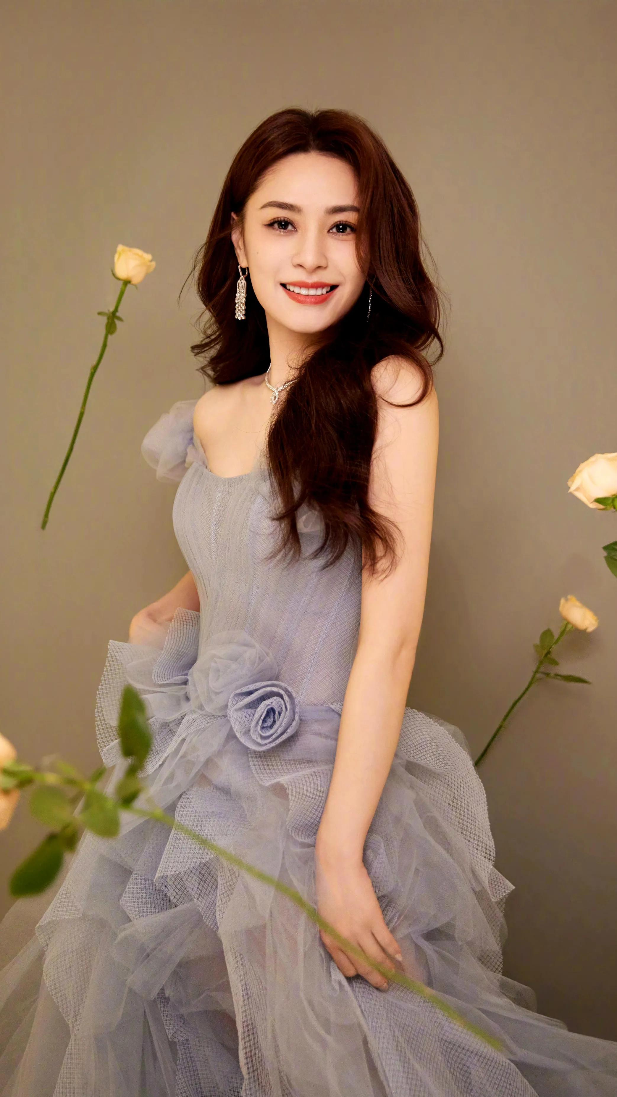 Gillian Chung 230525 Exquisite Atlas Elegant and Charming - iMedia