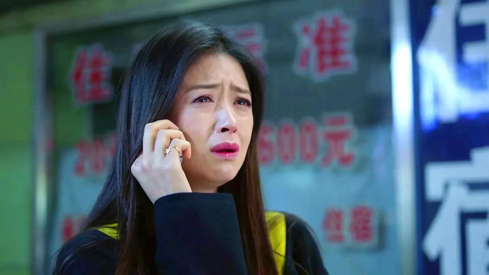 There is Fan Shengmei in front of Fugemo, Mo Weiqing in the back, Mo Lan keep your eyes open and ...