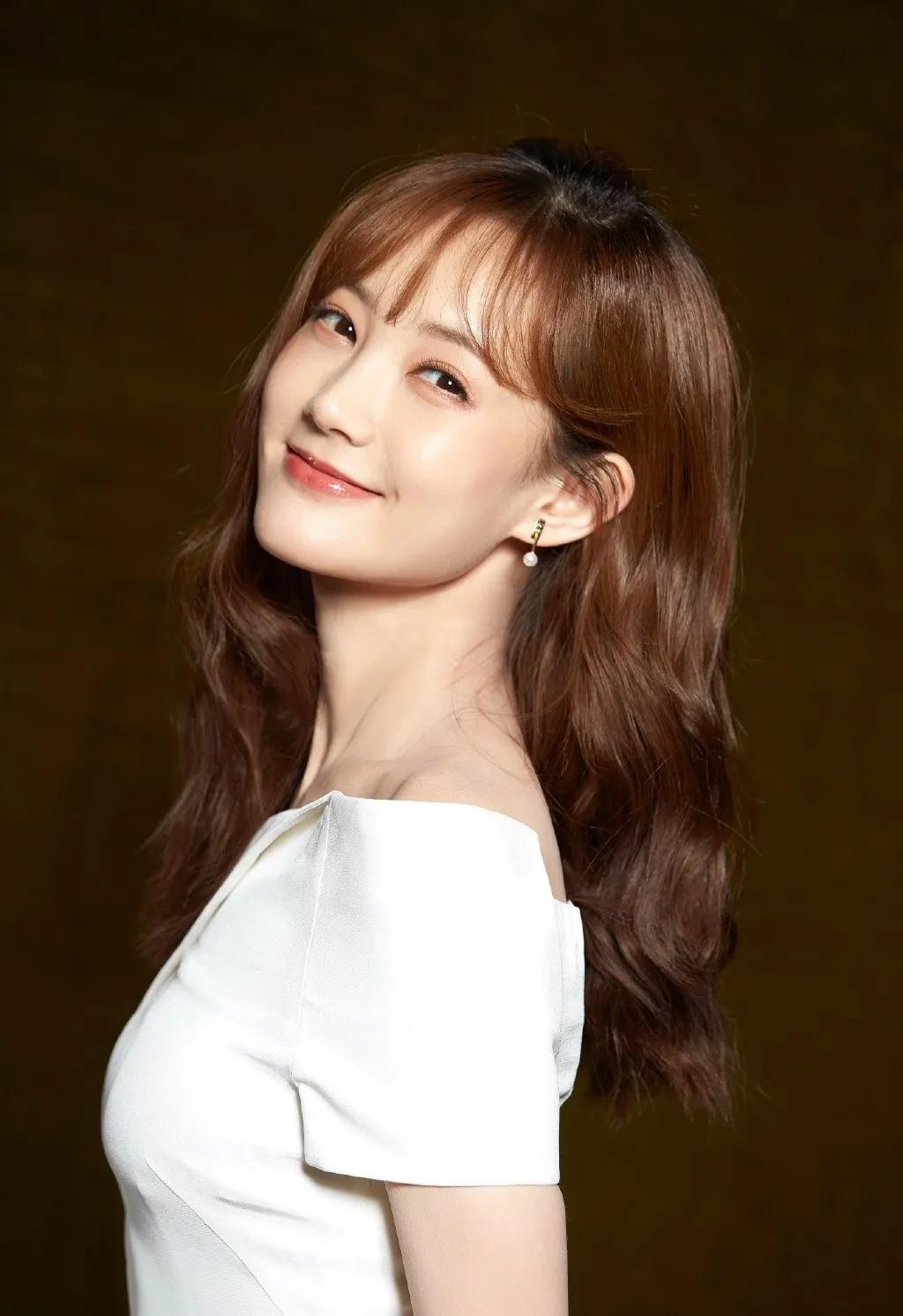 The stars are shining - Li Yitong - iNEWS