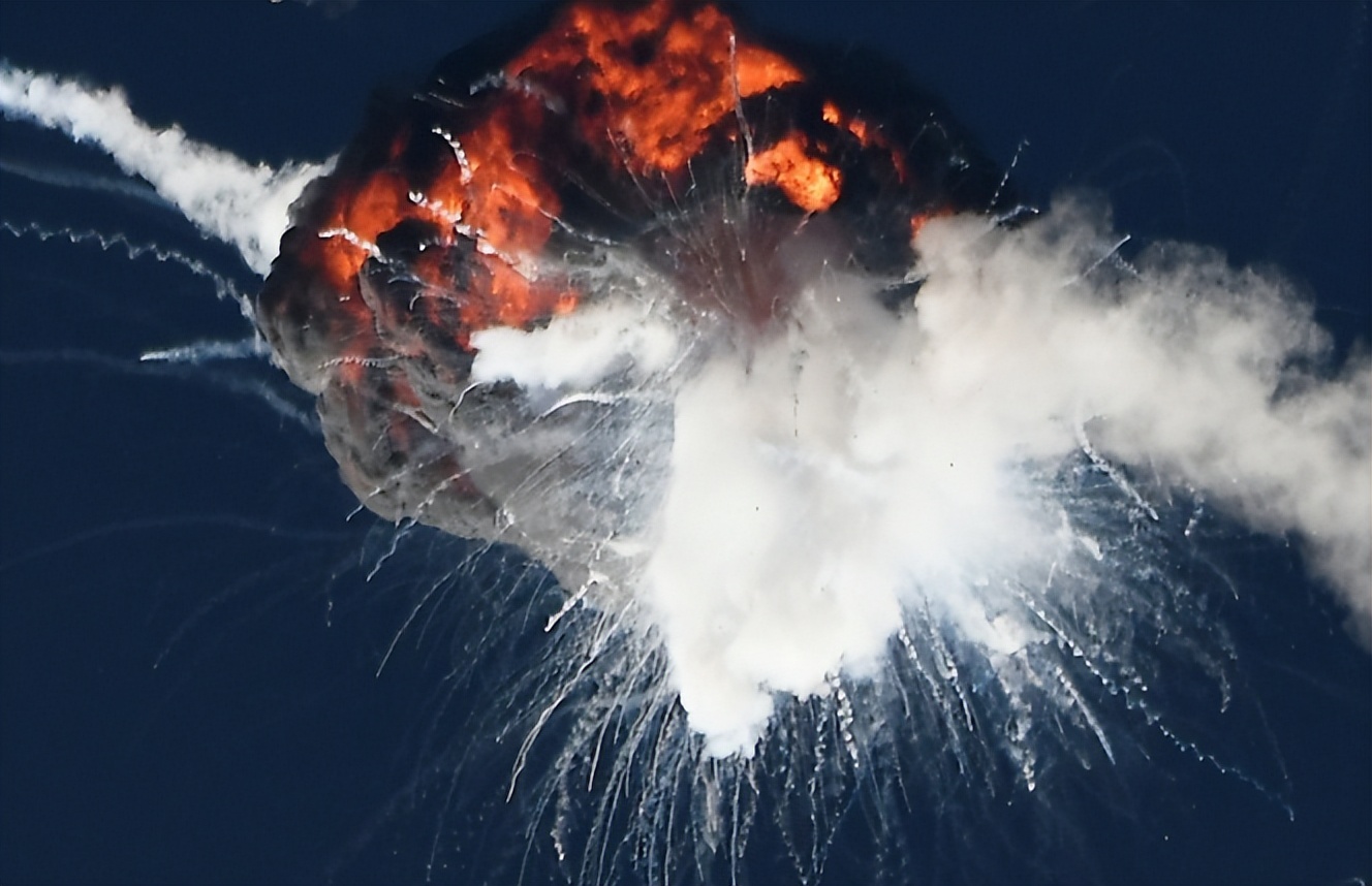 American netizens broke their defenses! Their own rocket engines ...