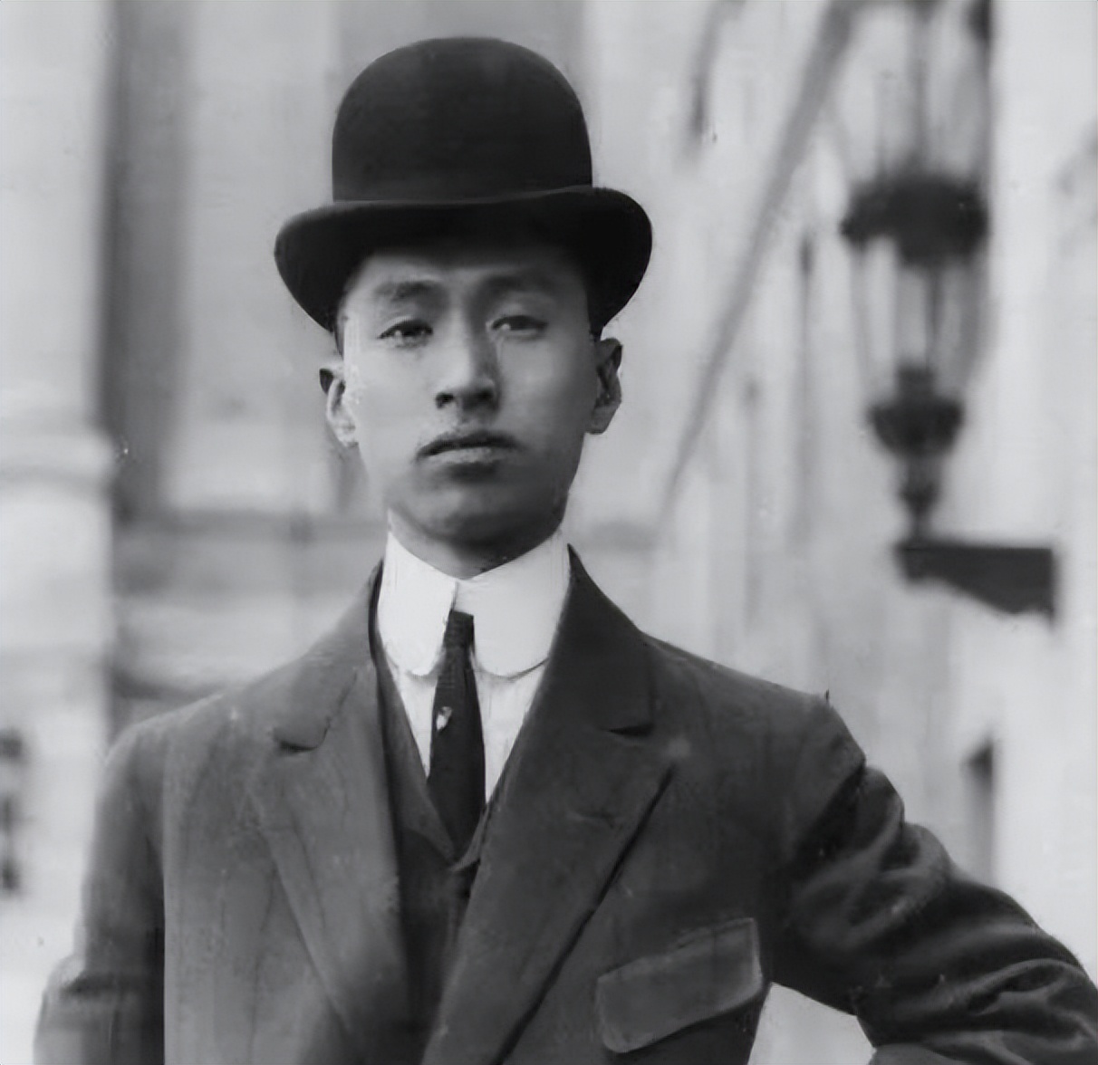 Gu Weijun and his first wife: Persistence in an arranged marriage, two ...