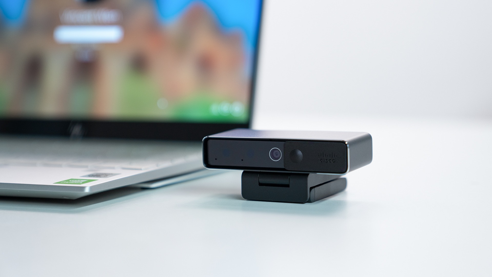 4K Ultra HD video conferencing with auto focus, Cisco Webex webcam out ...