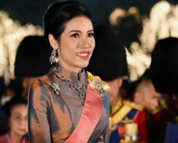 Sinina's comeback has come to an abrupt end, and she is powerless to ...