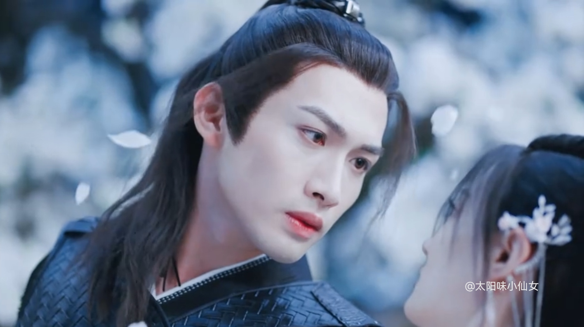 The official announcement of Zhang Binbin and Xu Lu's "Moon Song Tour" will be on December 15th ...