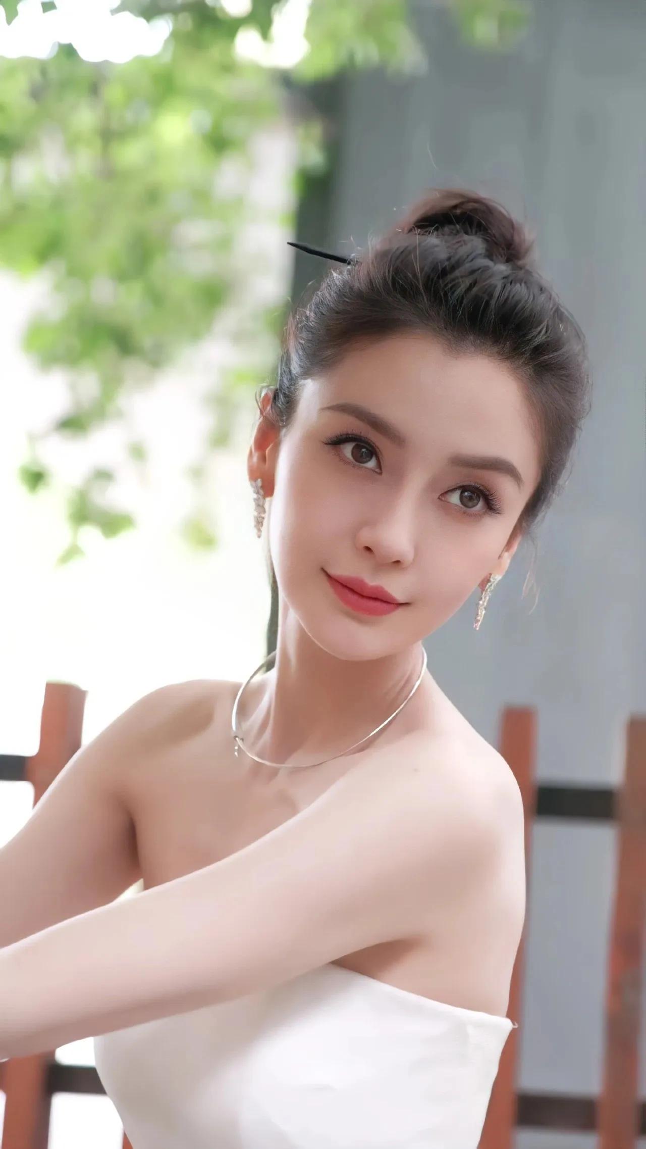 Yang Ying & Wu Xuanyi - iMedia