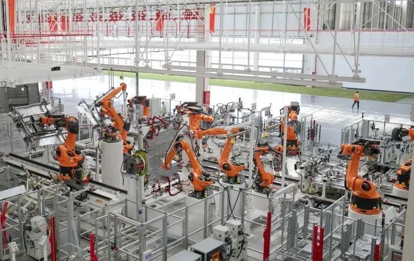 Welcome to check in at the Sany Heavy Truck Factory! Experience the ...