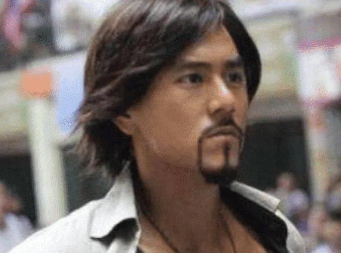 Male stars with beards = plastic surgery?Or disfigured? - iNEWS